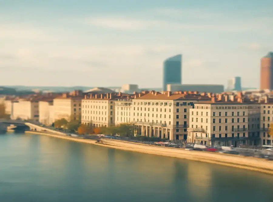 Les Gones CBD Lyon, boutique de CBD en ligne, livraison express à Lyon